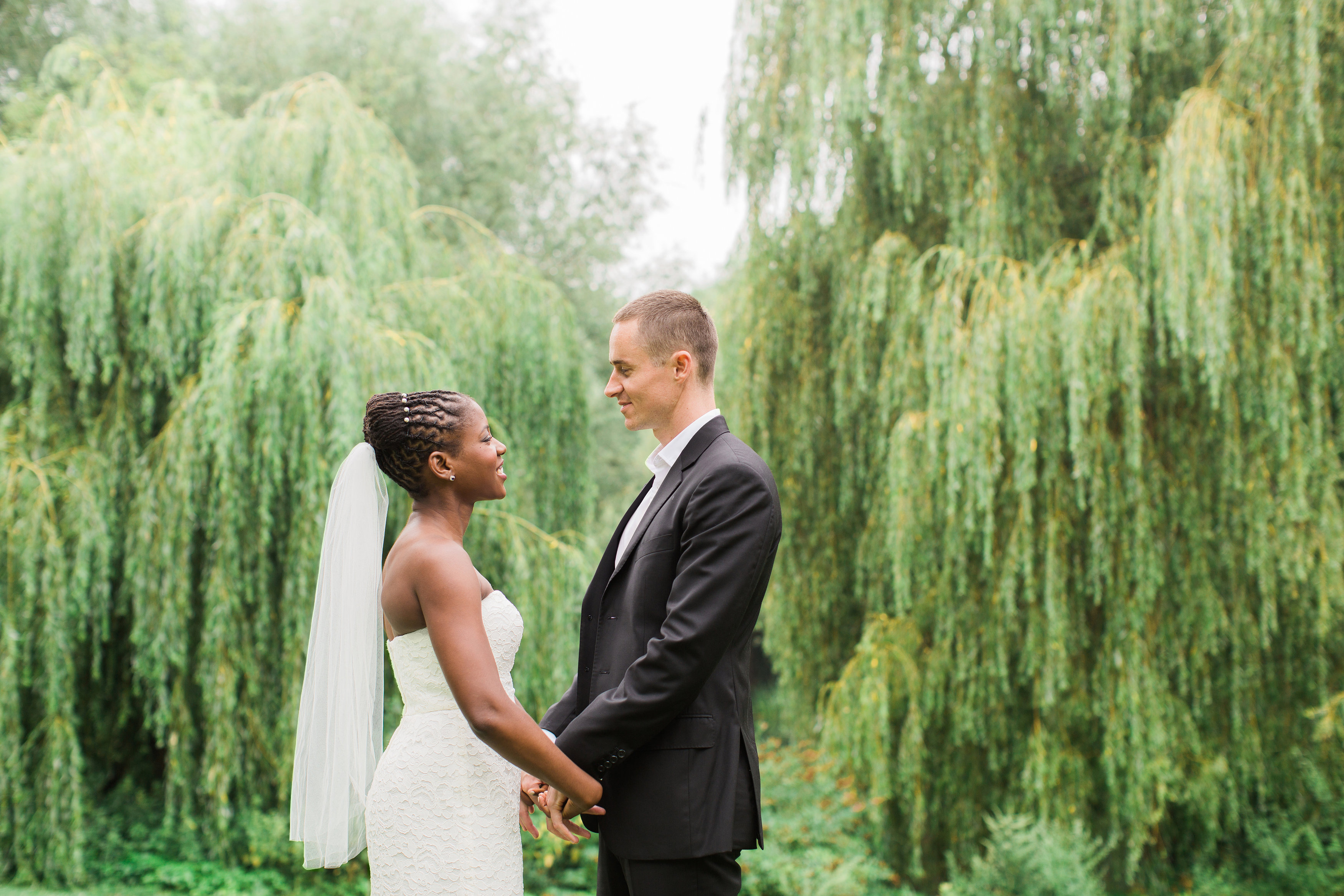 3 Tips When Using Technology for International Dating